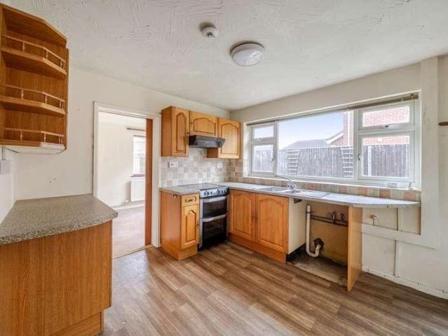 3 bed house for sale