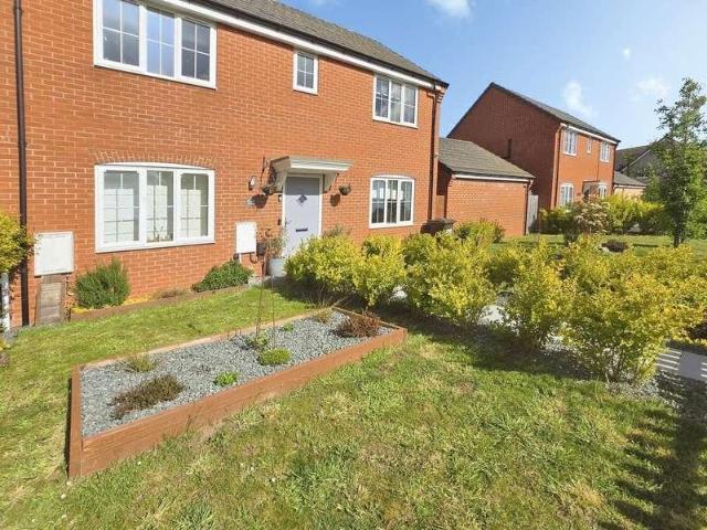 3 bed house for sale