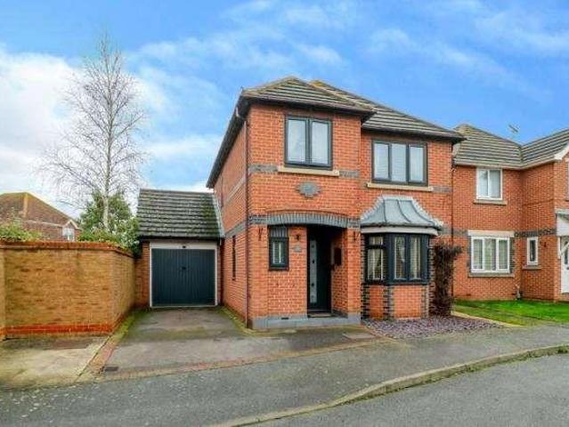 3 bed house for sale