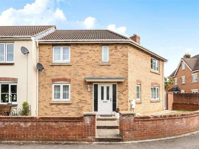 3 bed house for sale