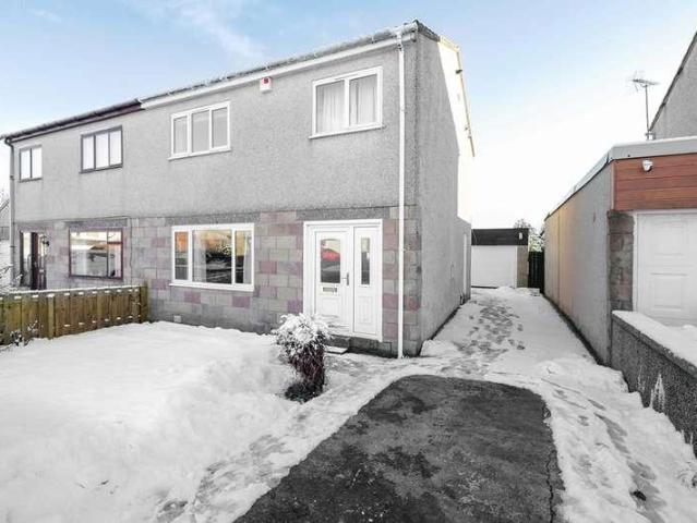 3 bed house for sale