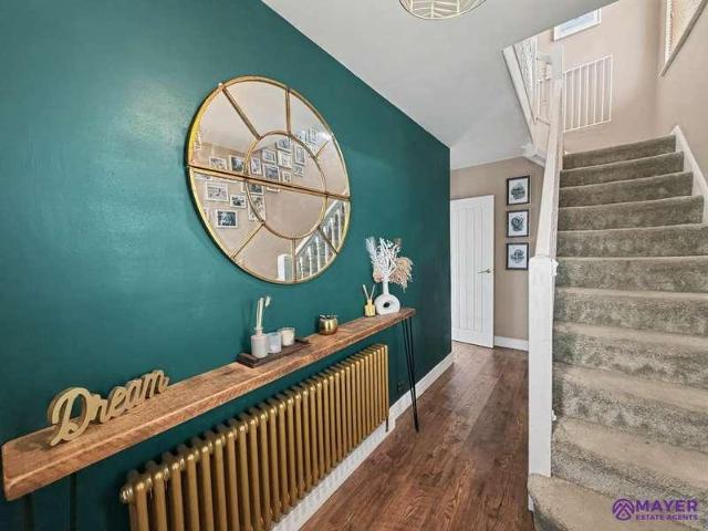 3 bed house for sale