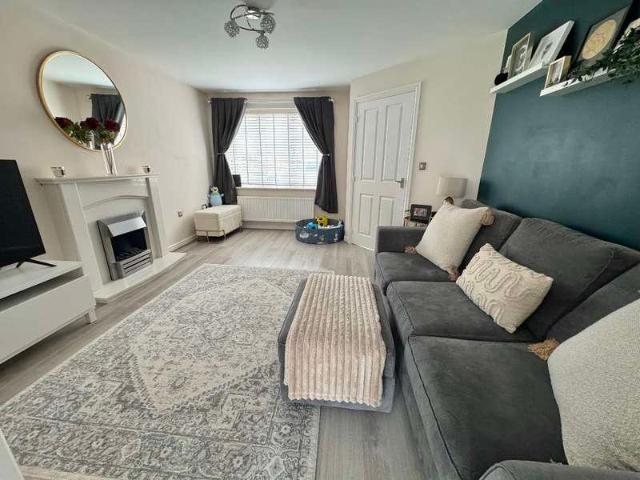 3 bed house for sale