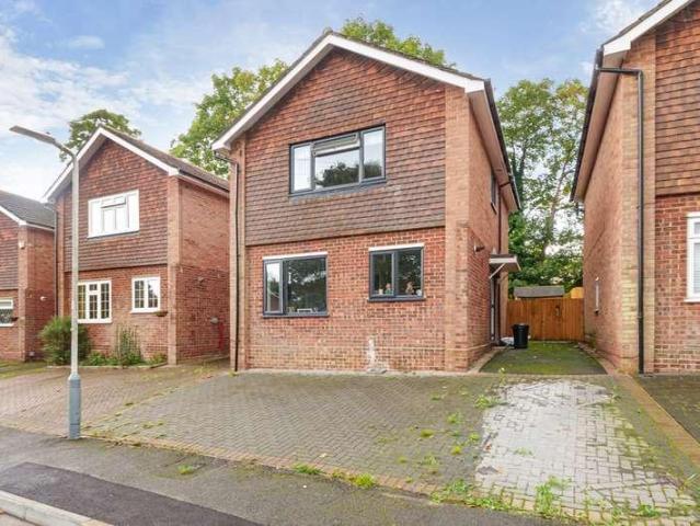 3 bed house for sale