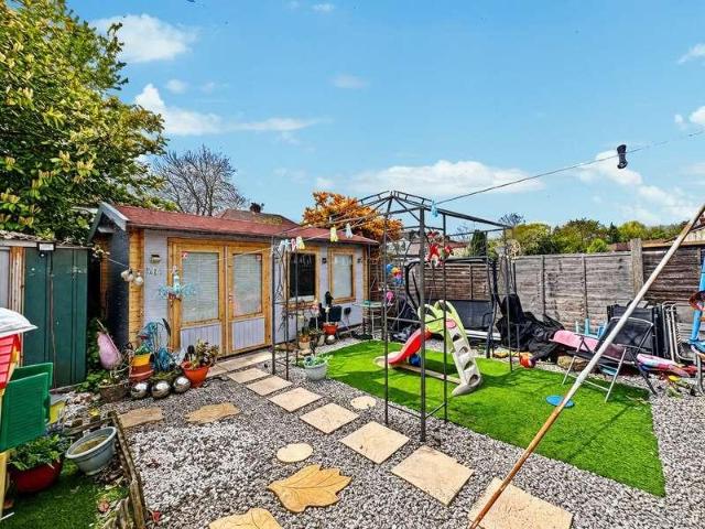 3 bed house for sale