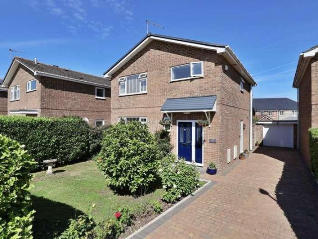 3 bed house for sale