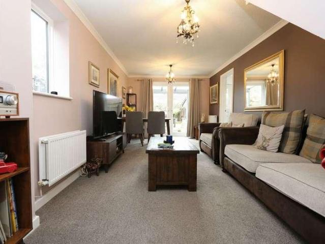 3 bed house for sale