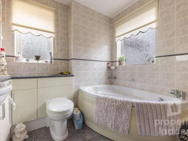 3 bed house for sale