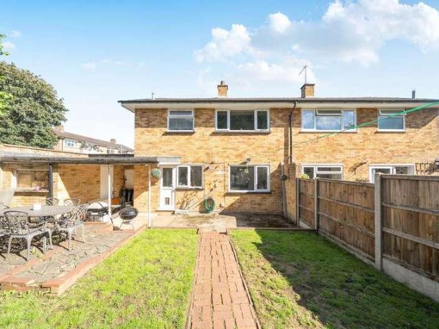 3 bed house for sale