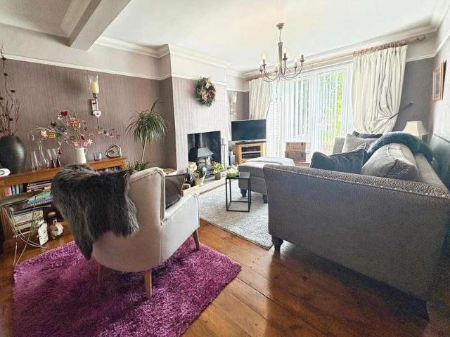 3 bed house for sale