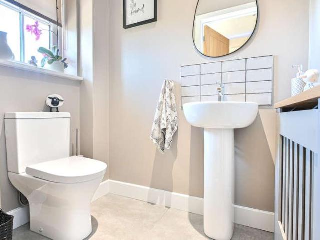 3 bed house for sale