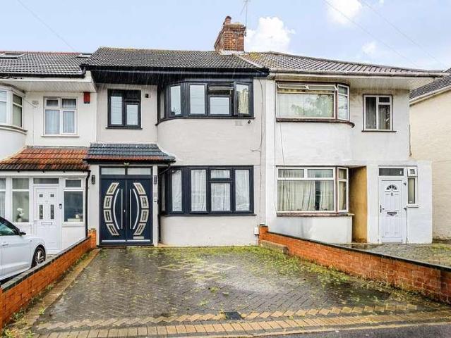3 bed house for sale