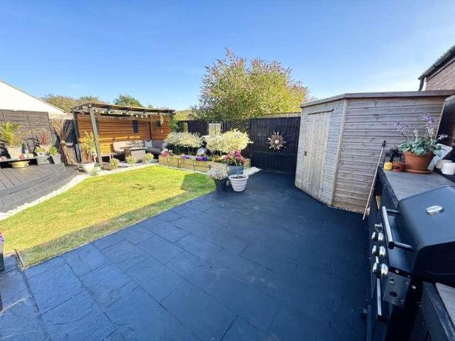 3 bed house for sale