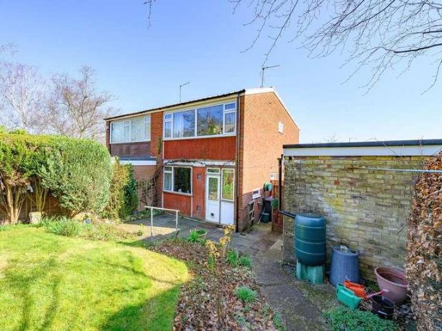3 bed house for sale