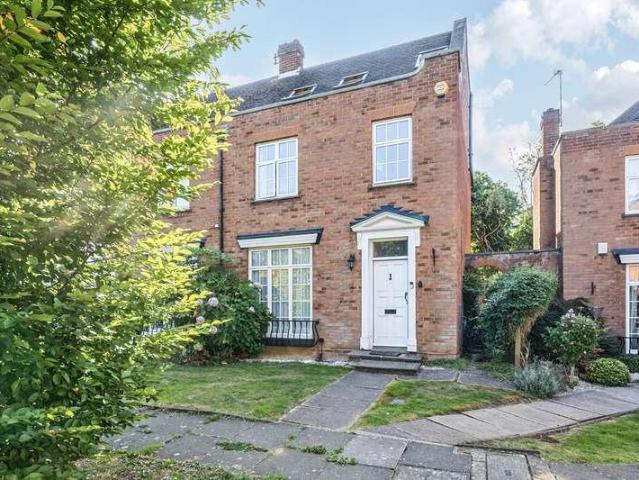 3 bed house for sale