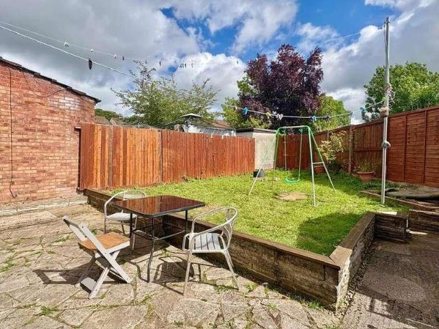 3 bed house for sale
