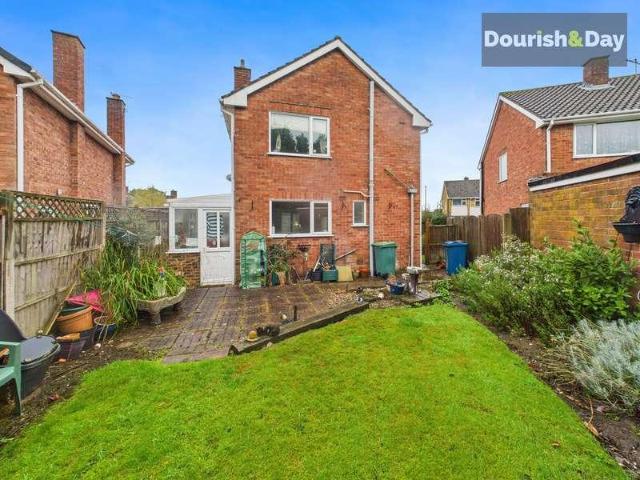 3 bed house for sale