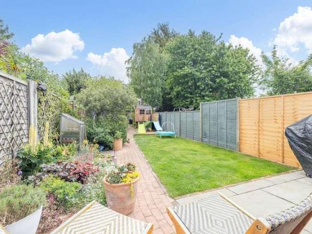 3 bed house for sale