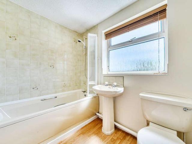 3 bed house for sale