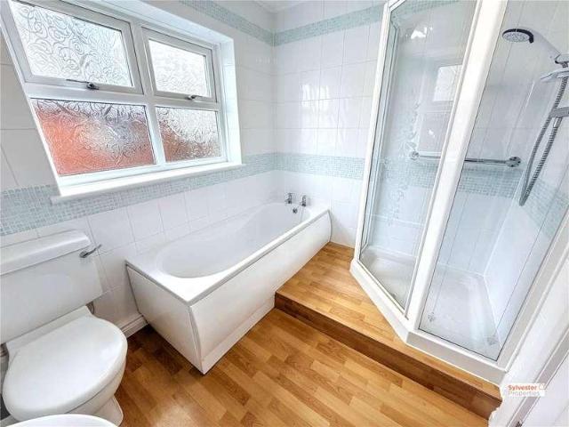 3 bed house for sale