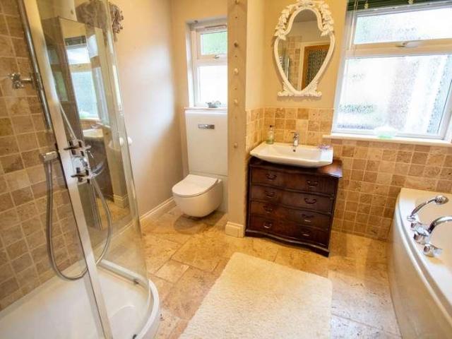 3 bed house for sale