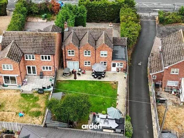 3 bed house for sale