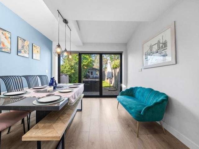 3 bed house for sale