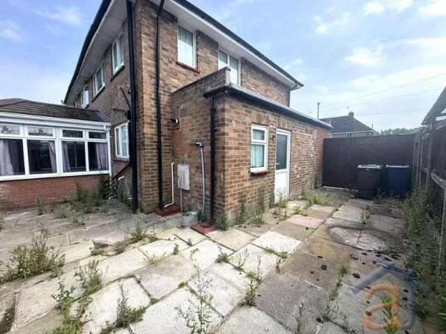 3 bed house for sale