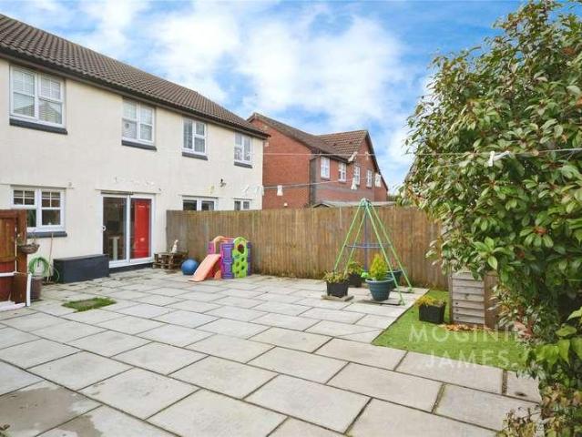 3 bed house for sale