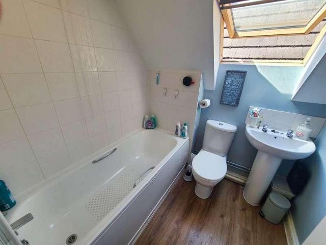 3 bed house for sale