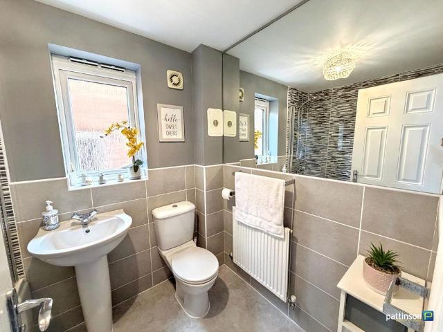 3 bed house for sale