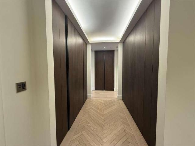 3 bed flat for sale