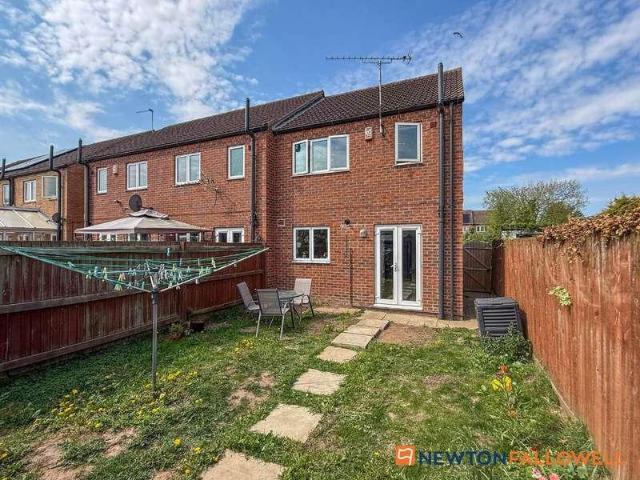 3 bed house for sale