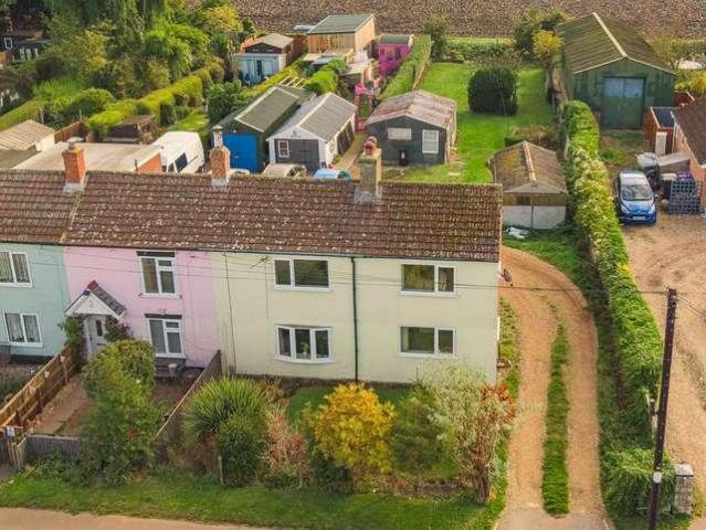 3 bed house for sale