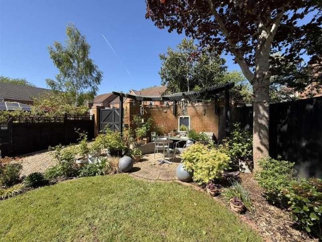 3 bed house for sale