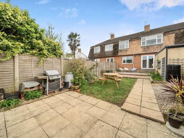 3 bed house for sale
