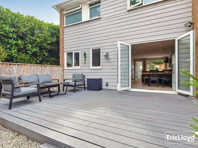 3 bed house for sale