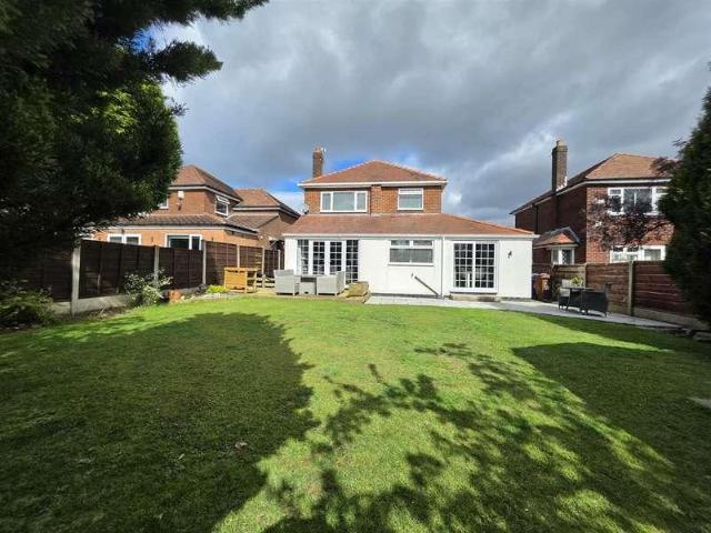 3 bed house for sale