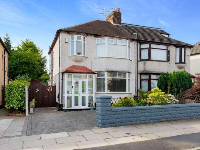 3 bed house for sale