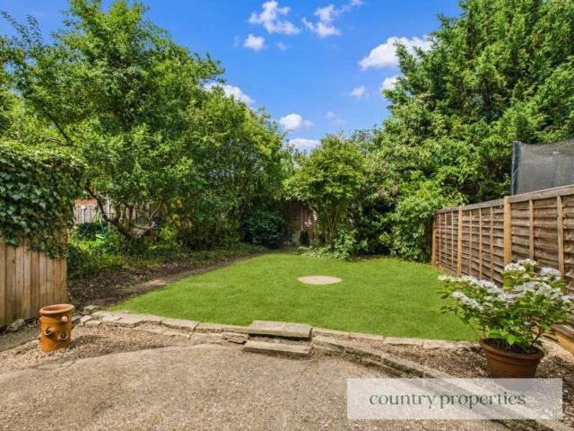3 bed house for sale