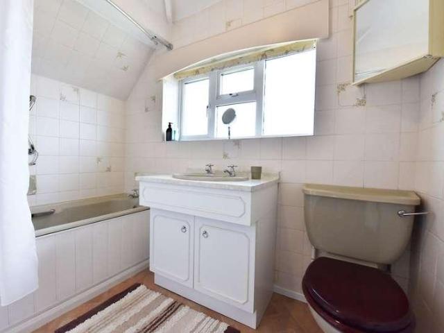 3 bed house for sale