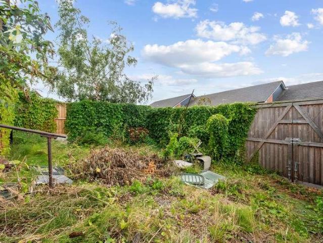 3 bed house for sale