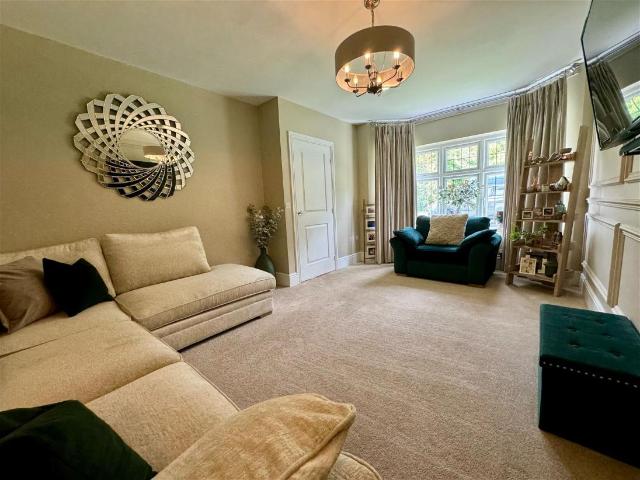 3 bed house for sale