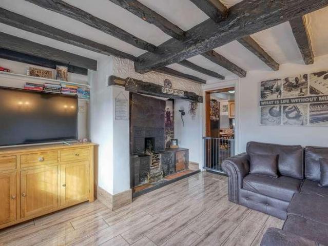 3 bed house for sale
