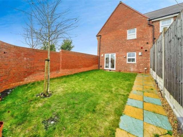 3 bed house for sale
