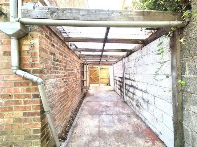 3 bed house for sale