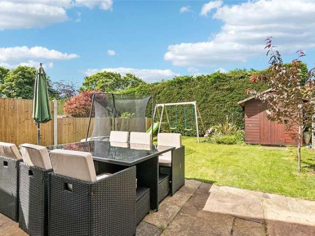 3 bed house for sale