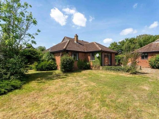 3 bed house for sale