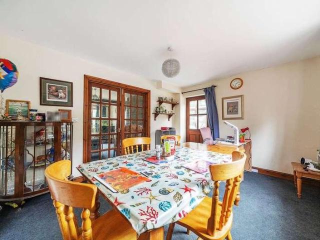 3 bed house for sale