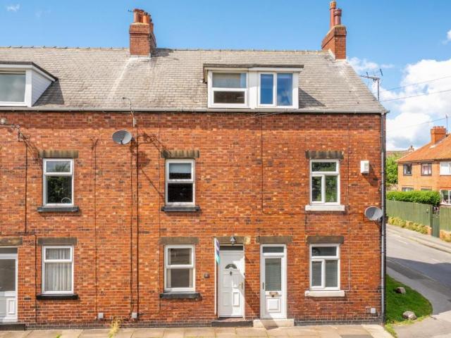 3 bed house for sale